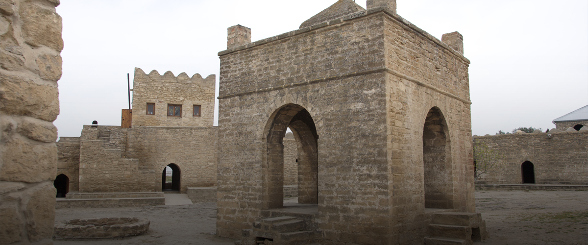 Fire Temple and Burning Land Tour - My Baku Tours - Yanardag and Ateshgah